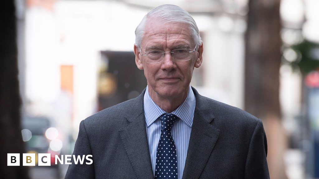 Grenfell inquiry chairman says he 'will find answers' - BBC News