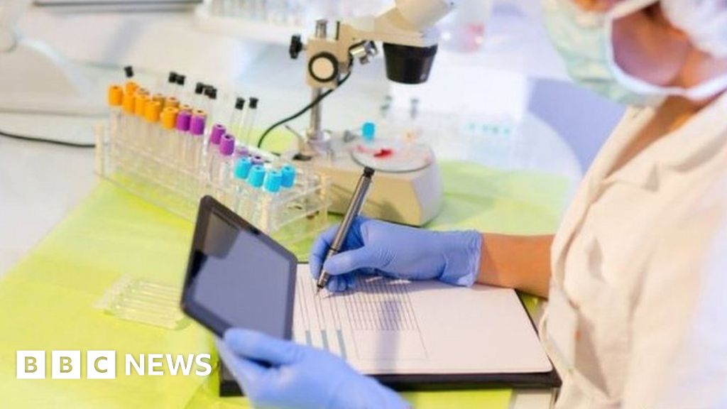 Lancashire Police teams up with four forces in forensic science deal