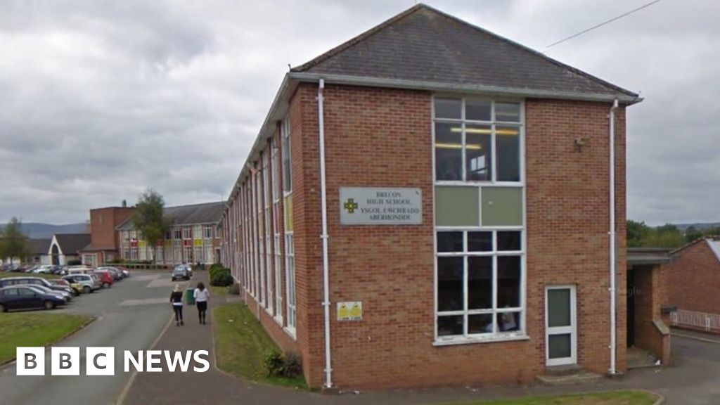 Brecon High School Logo