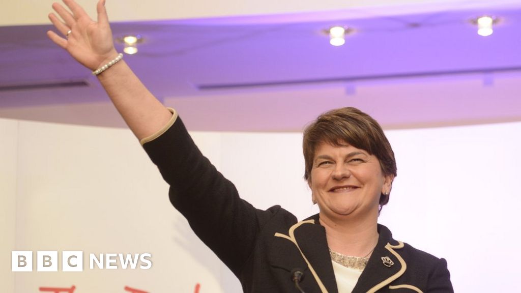 Arlene Foster is first woman elected as leader of DUP - BBC News