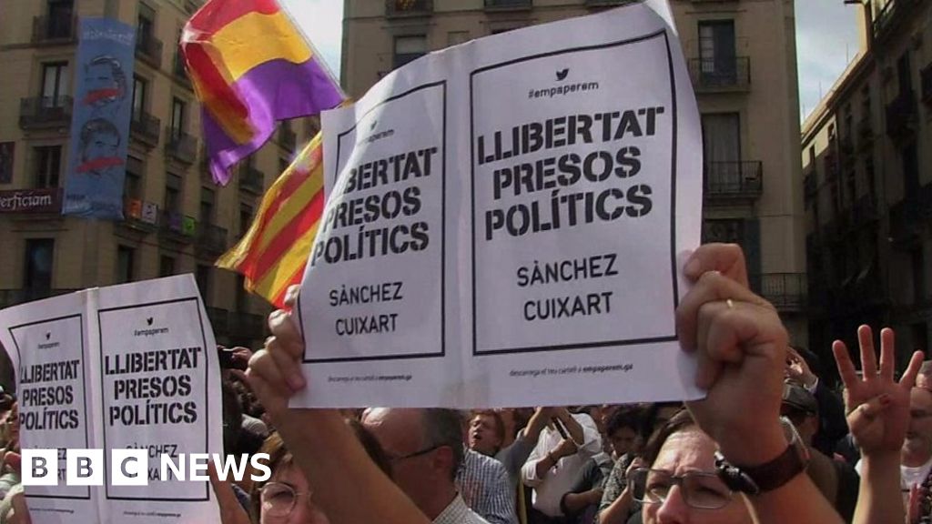 Barcelona protests for jailed Catalan leaders