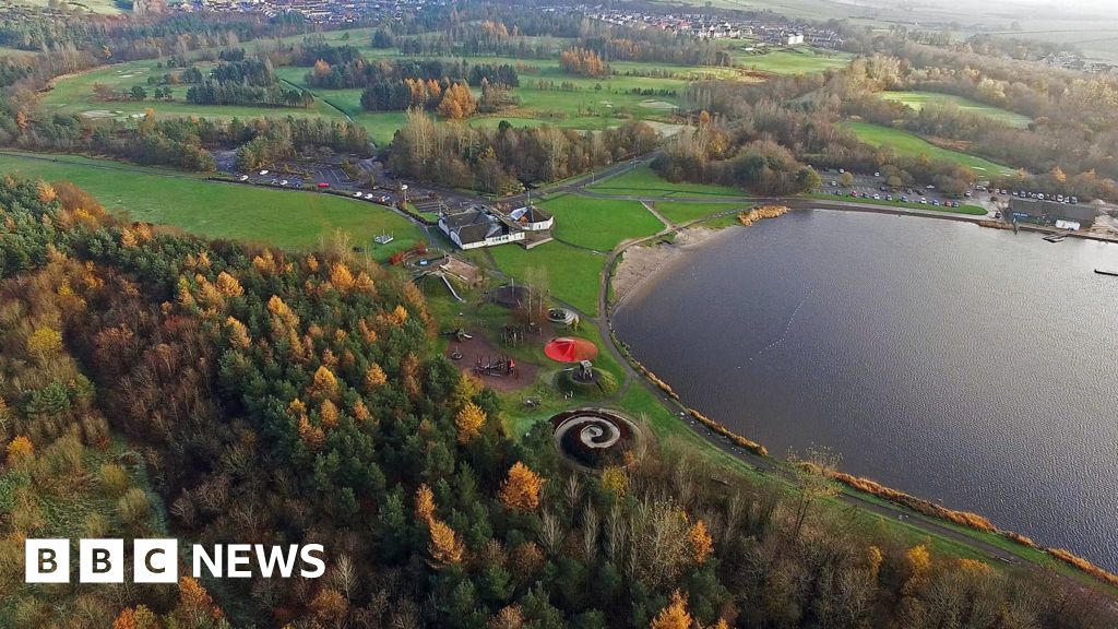 New bike trails part of £1.8m Lochore Meadows park upgrade - BBC News