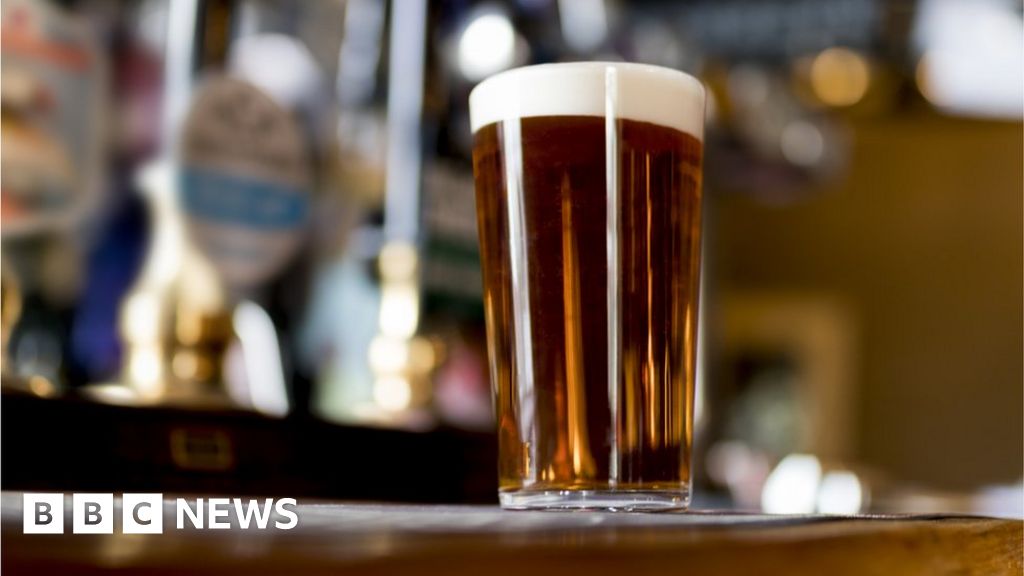 Coronavirus: Don't rush for a border beer, police warn