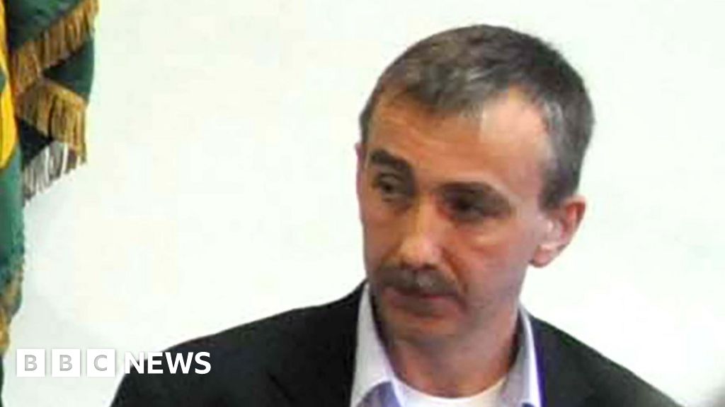 INLA killer Martin McElkerney dies after cemetery shooting - BBC News