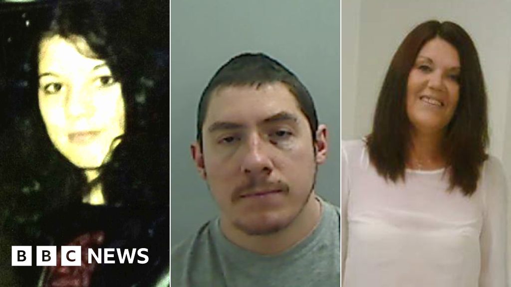 Redcar women's killings: Alan Bennett admits murder charges - BBC News