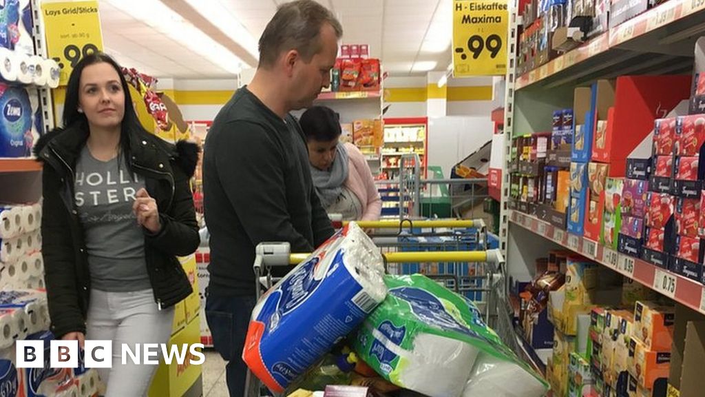 Ex-communist states complain of rip-off food in EU - BBC News