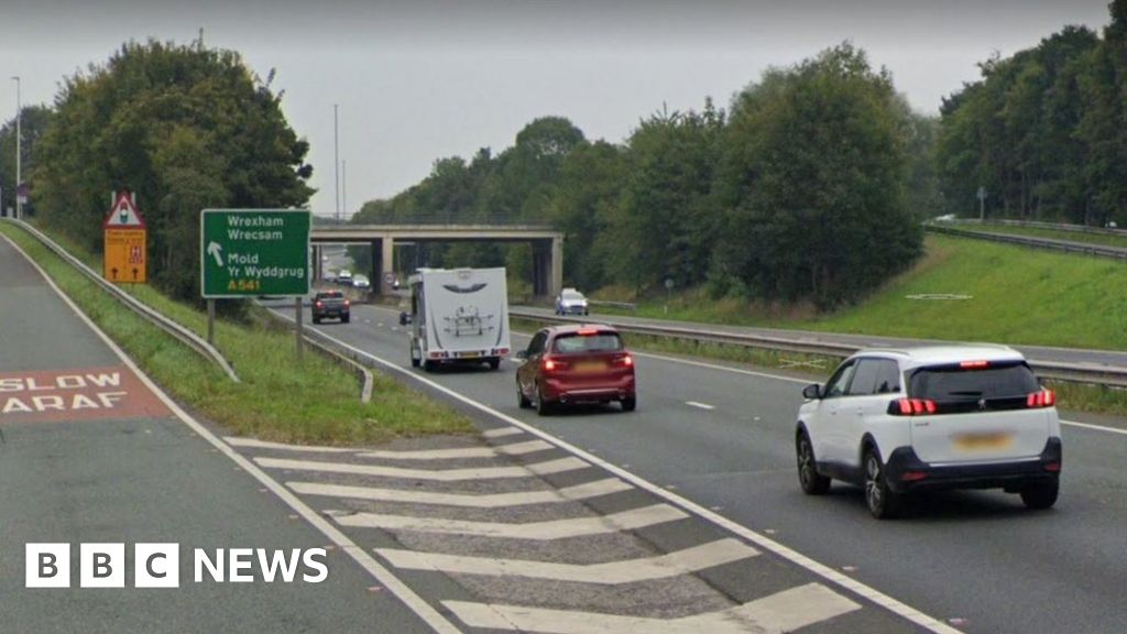 Family 'saddened' as Saltney man, 26, dies in Wrexham bypass crash ...