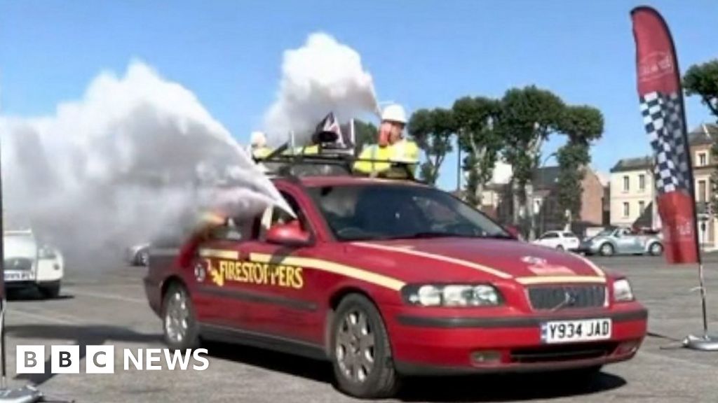 Volvo gets fire engine makeover for charity - BBC News