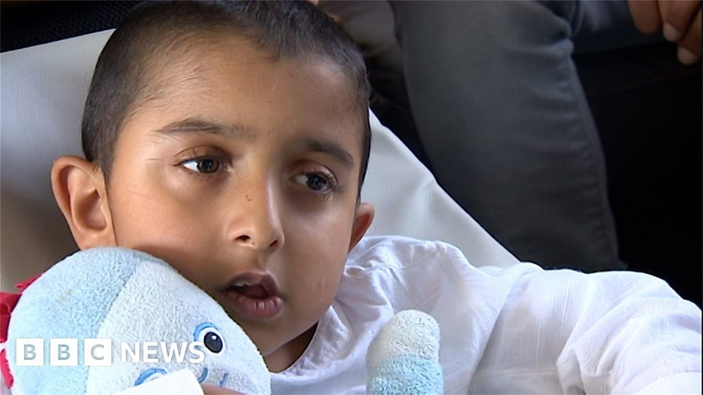Family fight for Luton boy with 'one in 55 million' disease - BBC News