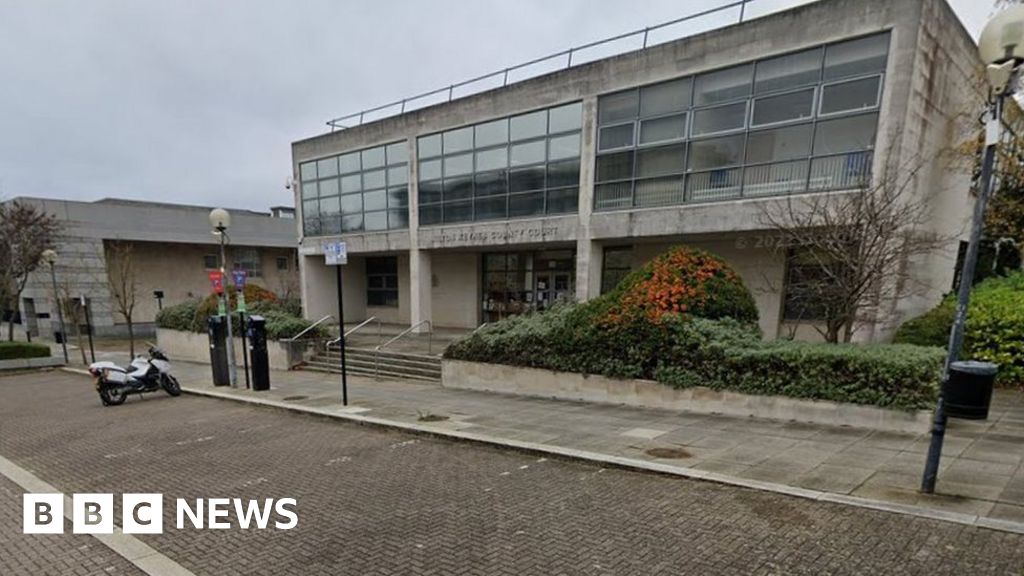 Judge taken to hospital after family court assault - BBC News