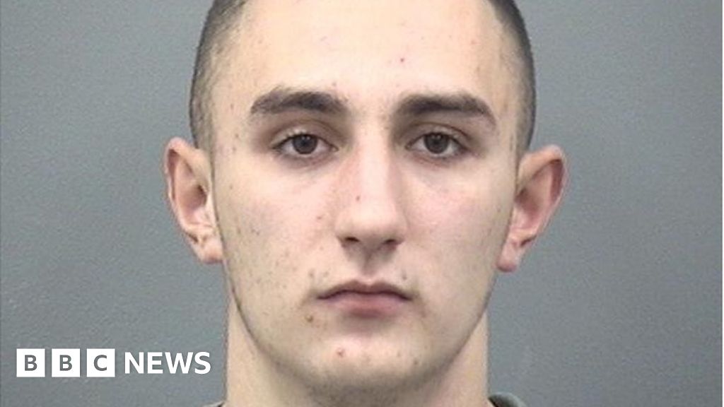 Bournemouth driver detained for injuring cyclist - BBC News