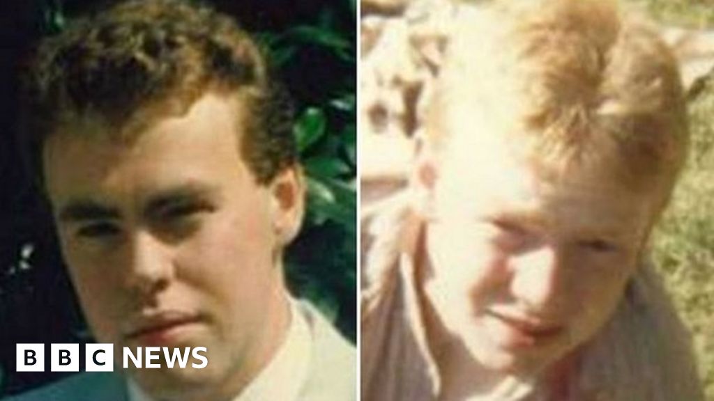 John Sefton's Instagram, Twitter & Facebook on IDCrawl