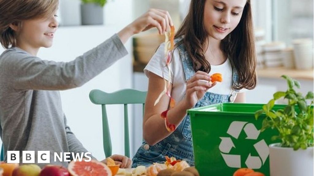 Edinburgh's recycled food waste 'boils 1.75 million kettles' - BBC News