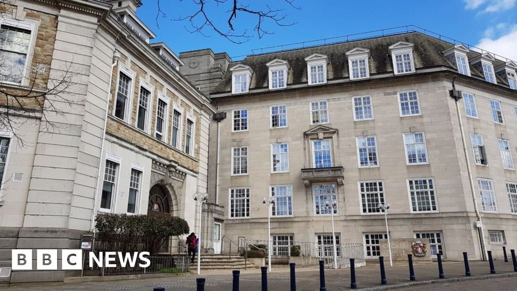 Kent County Council plans funding cuts to community health groups - BBC ...