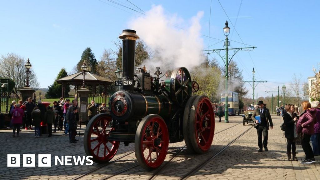 Beamish's Great North Steam Fair is a blast from the past - BBC News