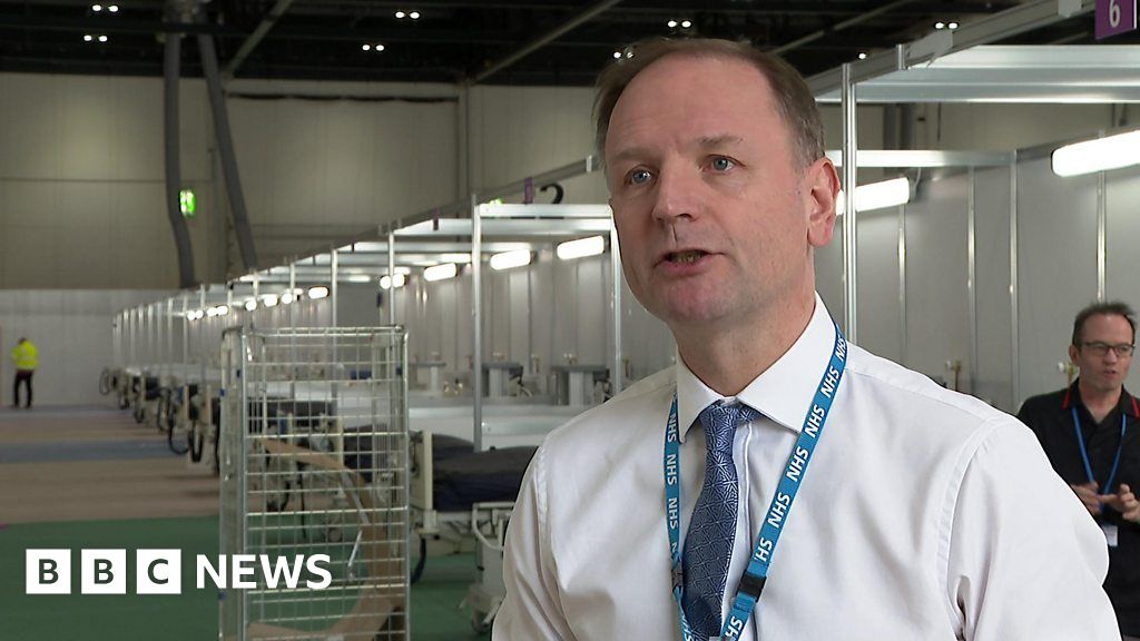 NHS boss: Nightingale hospital an 'extraordinary team effort'