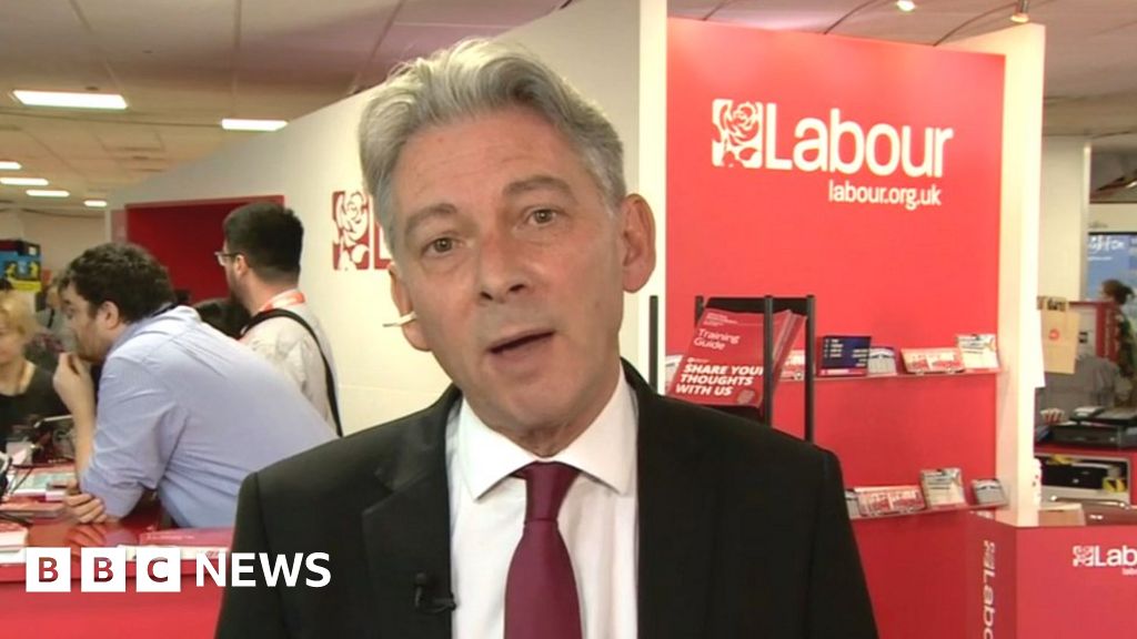 Scottish Labour leader calls for clarity on Brexit - BBC News