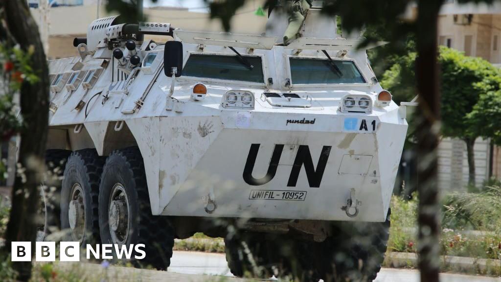 Lebanon: UN vehicle carrying Irish troops damaged in strike