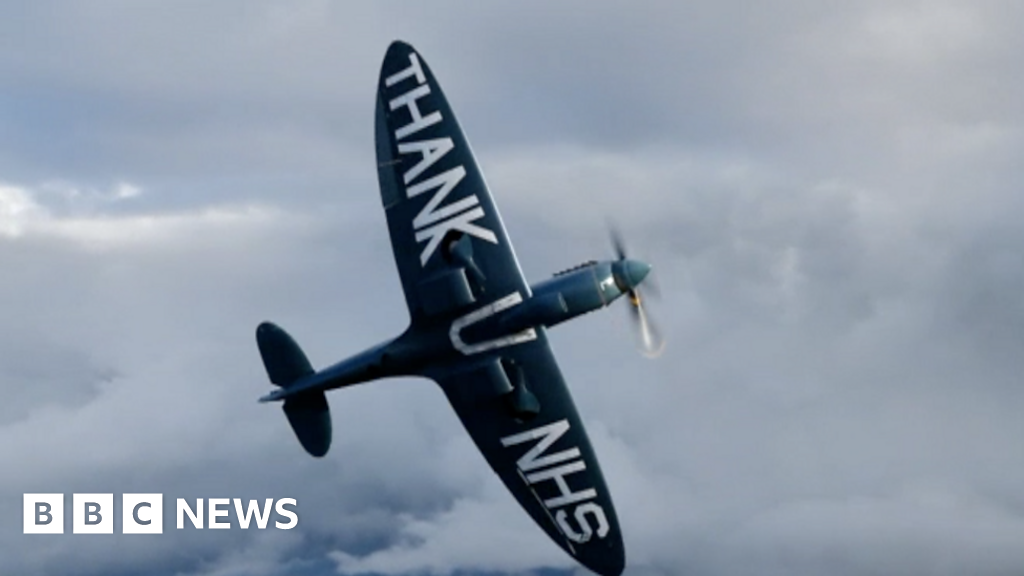 Spitfire takes to West Midlands skies in NHS thank you - BBC News