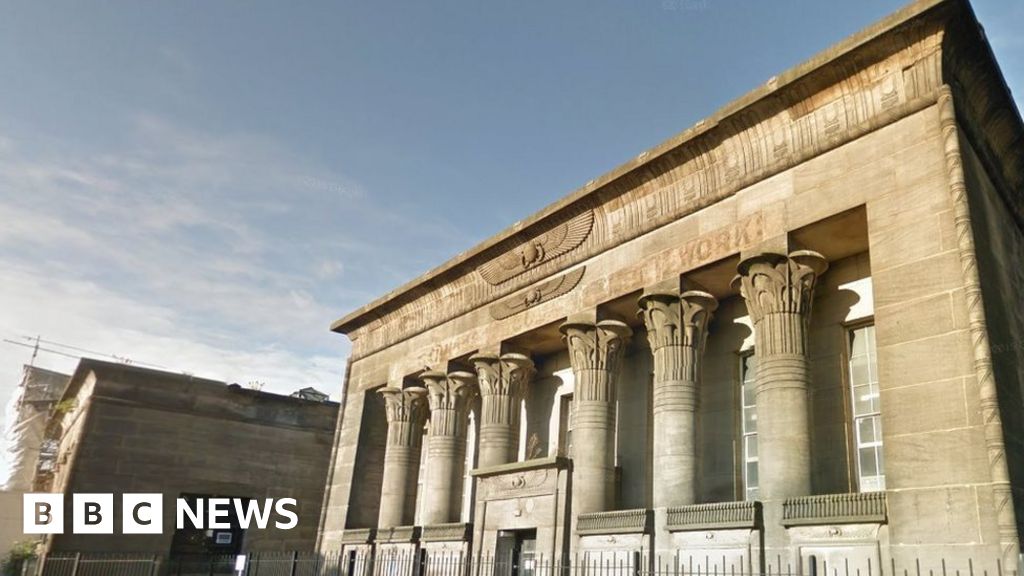 Burberry drops Leeds Temple Works restoration plans - BBC News