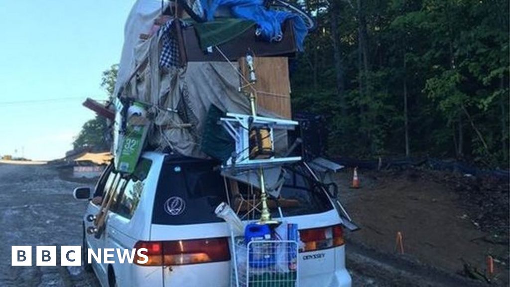 Overloaded car in New Hampshire prompts police warning