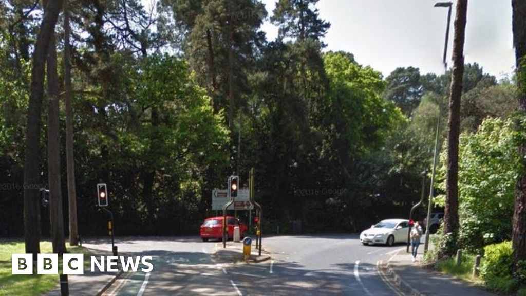 Motorcyclist dies in head-on crash in Poole - BBC News
