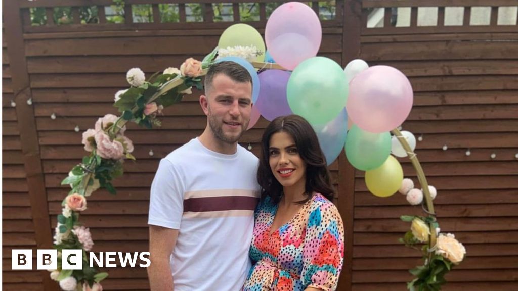 Coronavirus: Couple warn against Covid-19 complacency