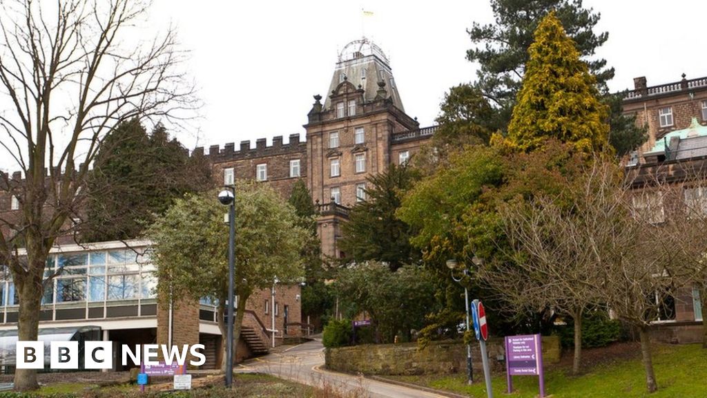 Derbyshire: Council tax rise of 4.99% approved by councillors - BBC News