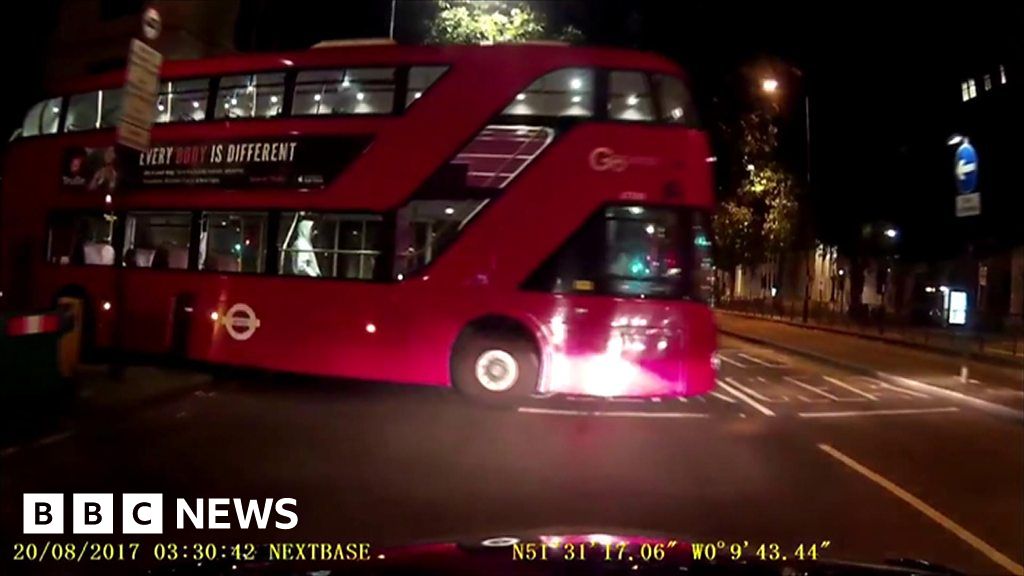London bus moves forward without driver - BBC News