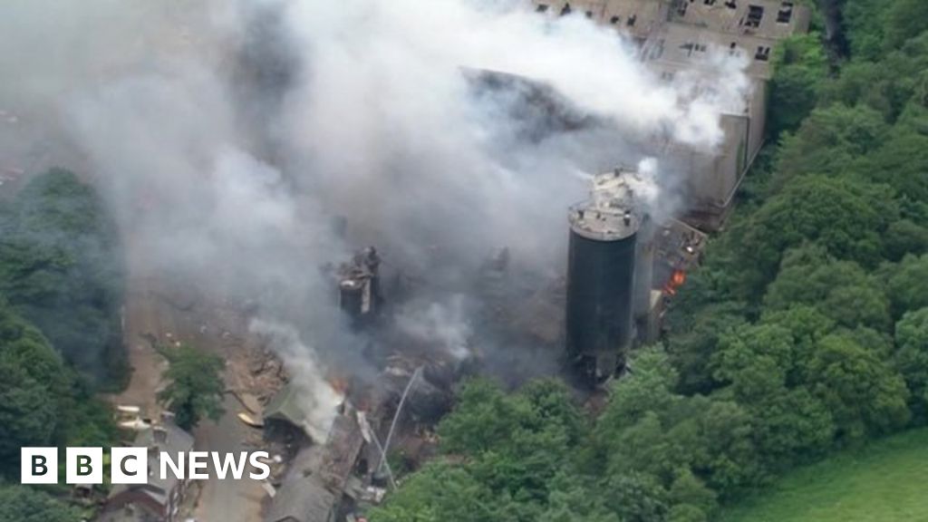 Aerial footage of smoke from Bosley wood works blast - BBC News