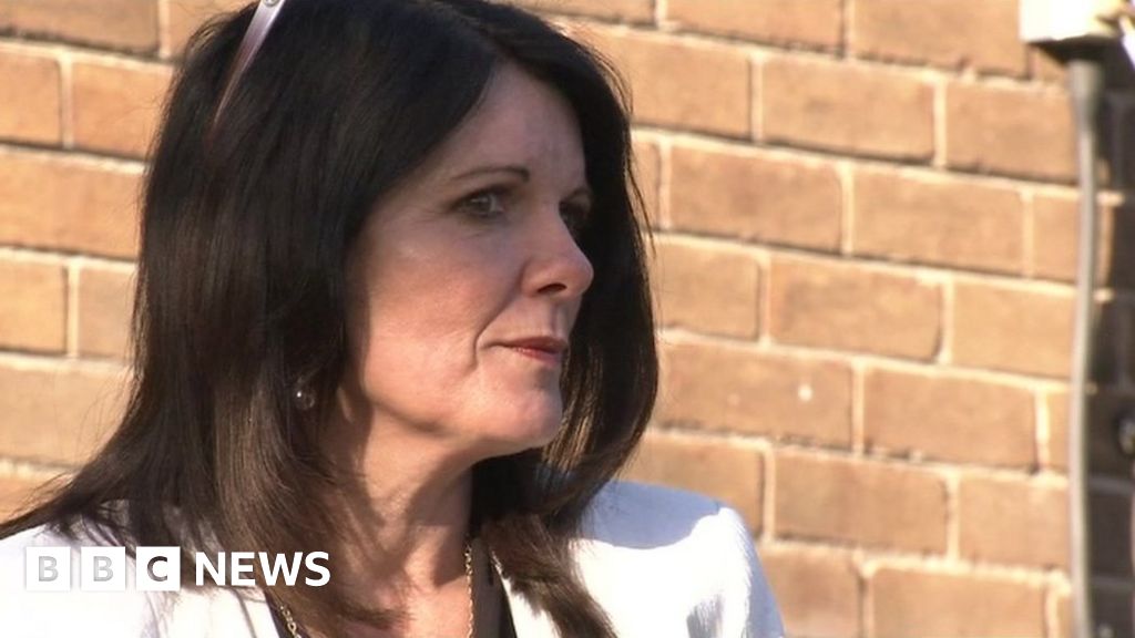 Rotherham whistleblower Jayne Senior appointed MBE - BBC News