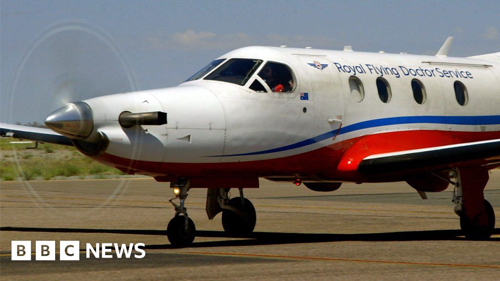 Flying Doctor Service marks 90 years (Audio Described) - BBC News