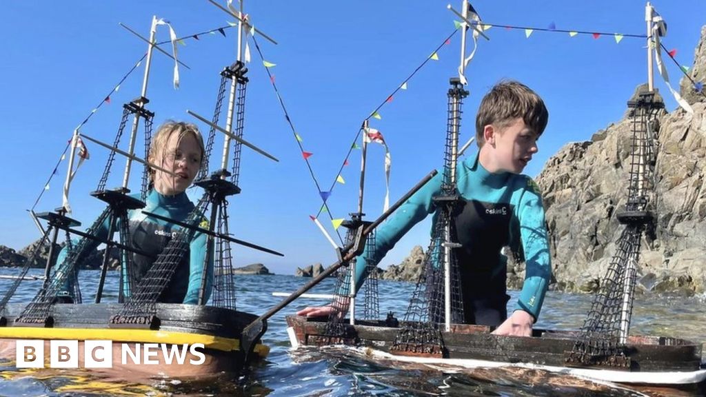 Brothers launch model ships bound for Antarctica - BBC News
