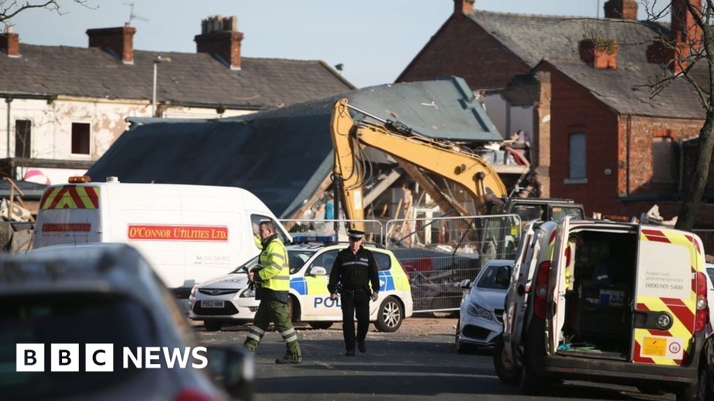 Dozens injured in Wirral explosion - BBC News