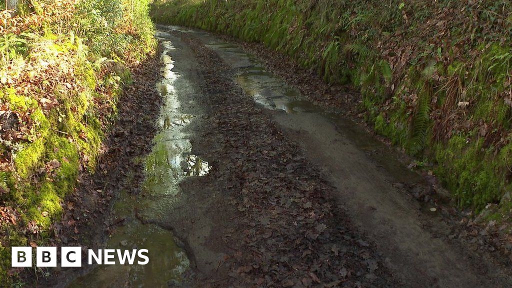 Pothole-ridden road 'causes punctures and cracked wheels'