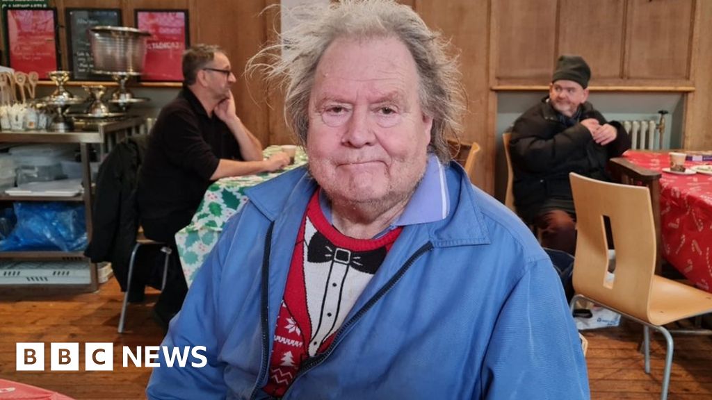 'Geordie spirit' helps Christmas Eve lunch for vulnerable in Newcastle ...