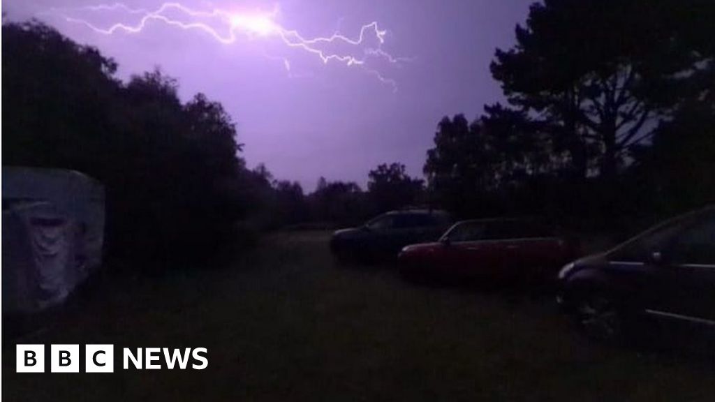 Thunderstorm shakes Dorset homes and rattles windows