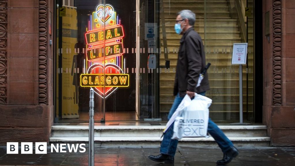 Covid: Level 4 lockdown 'possible' in west of Scotland - BBC News