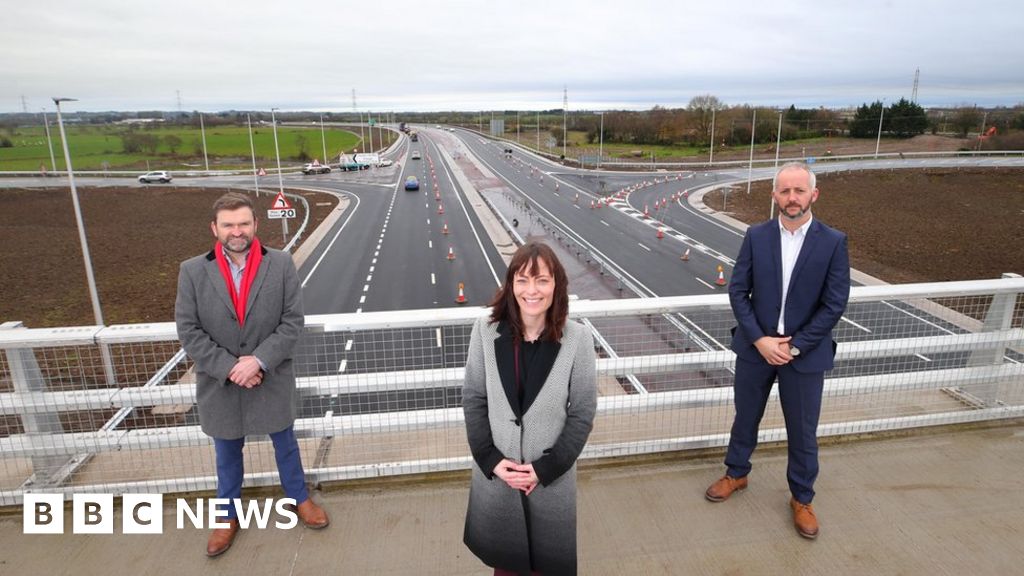 A6 road: New section of Randalstown to Castledawson stretch opens - BBC ...