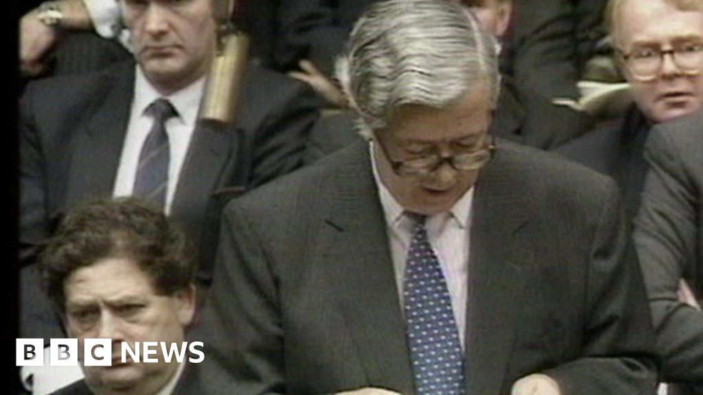 Thatcher and Howe relations played out in Dead Sheep - BBC News