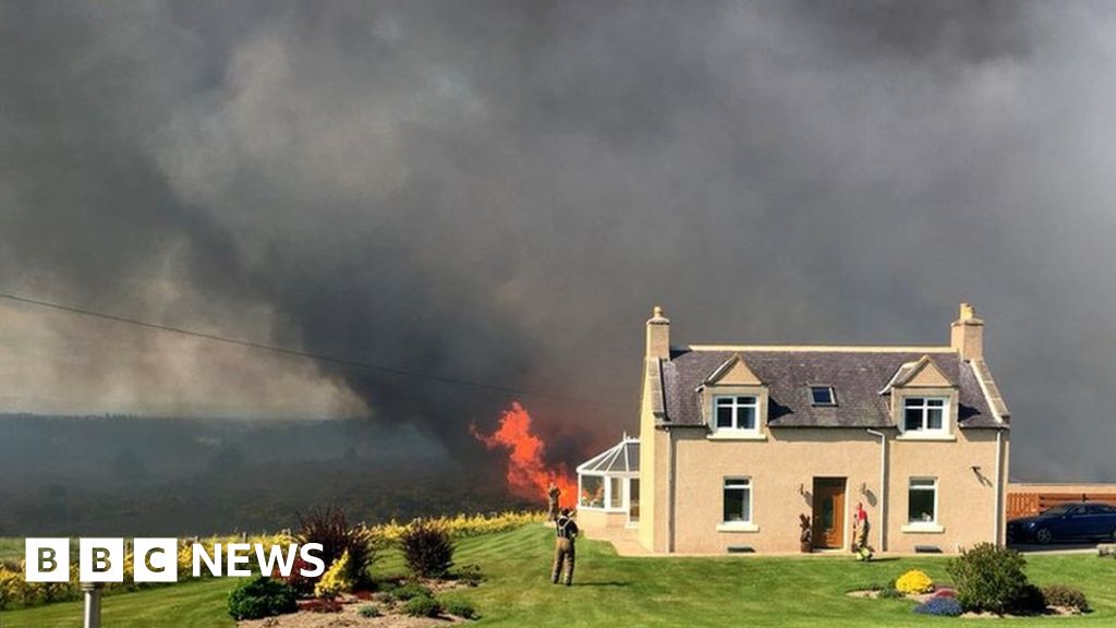 Fire crews battle latest Moray wildfire