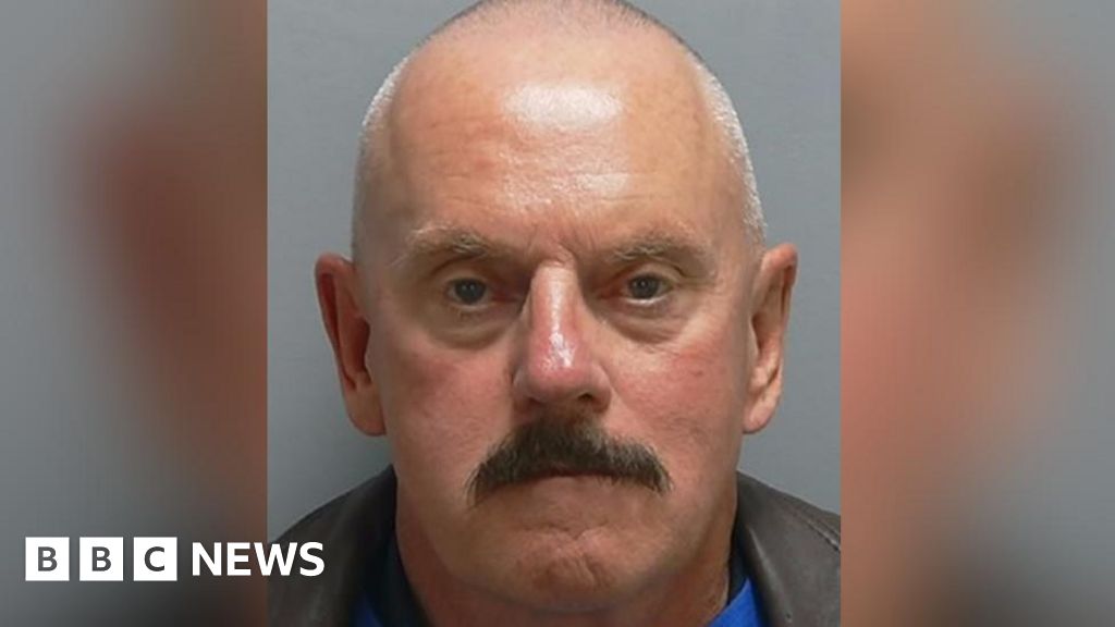 Fugitive Charles Lynch jailed for migrant smuggle bid