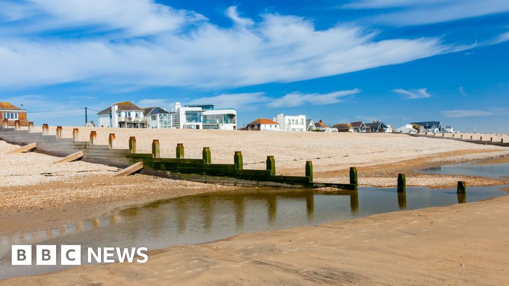 Camber Sands: Council to charge £30 to use car park