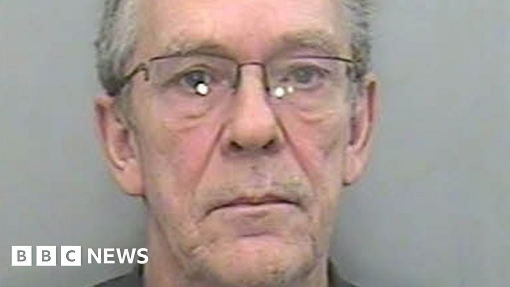 Stalker jailed twice on trial again for stalking - BBC News