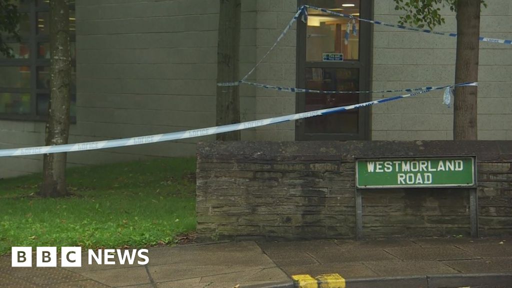 Huyton man charged over Merseyside PC stabbing - BBC News
