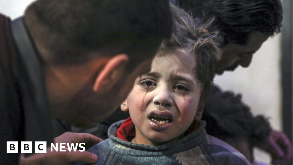 Syria war: War crimes committed in Eastern Ghouta battle - UN