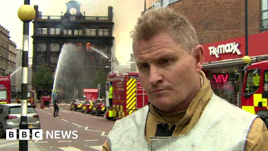 'Grave concerns' Primark building could collapse - BBC News