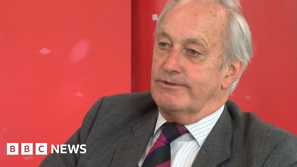Neil Hamilton to run for UKIP Senedd leader - BBC News