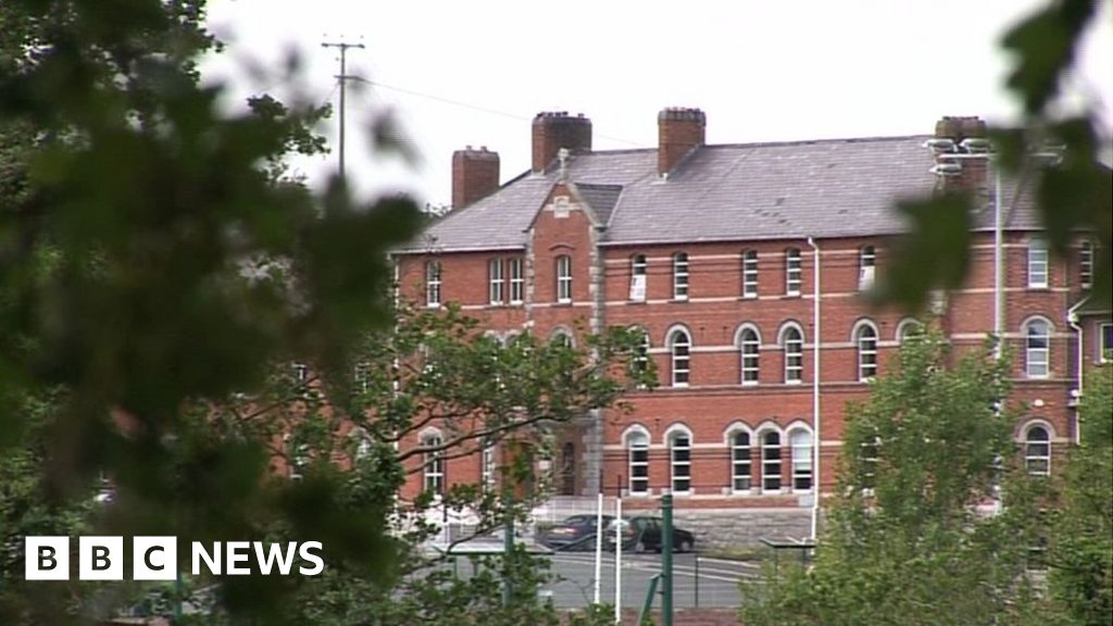 Fr Malachy Finnegan was 'accused of 12 abuse cases' - BBC News