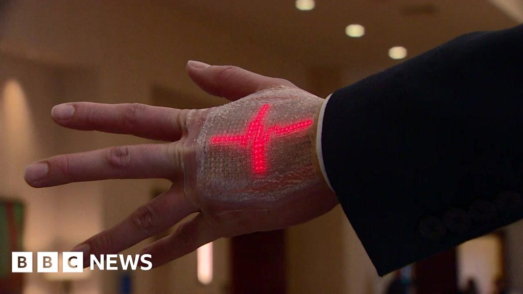 Wearable tech could help stroke patients with recovery - BBC News